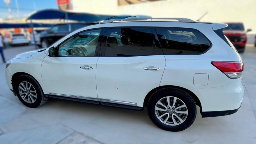 Nissan Pathfinder Advance 2016 – AUTO CREDIT